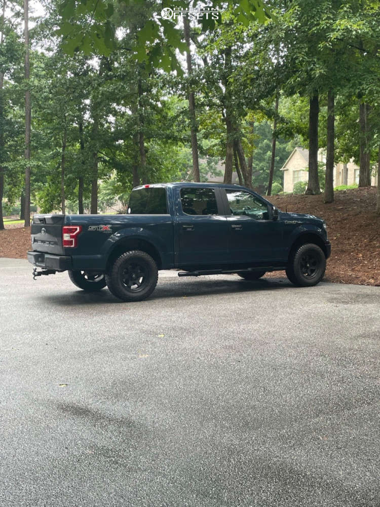 2018 Ford F-150 with 20x9 19 Fuel Shok D666 and 35/12.5R20 Falken ...