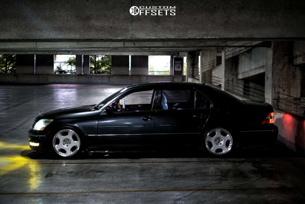 2004 Lexus LS430 with 19x9.5 18 OZ Racing Opera 2 and 245/35R19 Hankook Ventus S1 Evo and ...