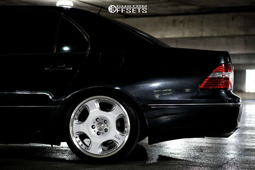2004 Lexus LS430 with 19x9.5 18 OZ Racing Opera 2 and 245/35R19 Hankook Ventus S1 Evo and ...