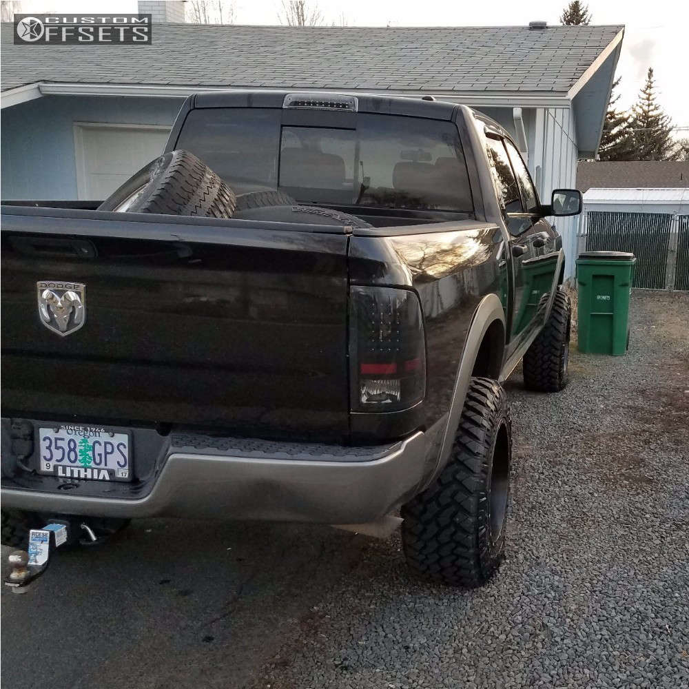 2009 Dodge Ram 1500 with 20x12 -44 Dropstars 645b and 35/12.5R20 Nitto ...