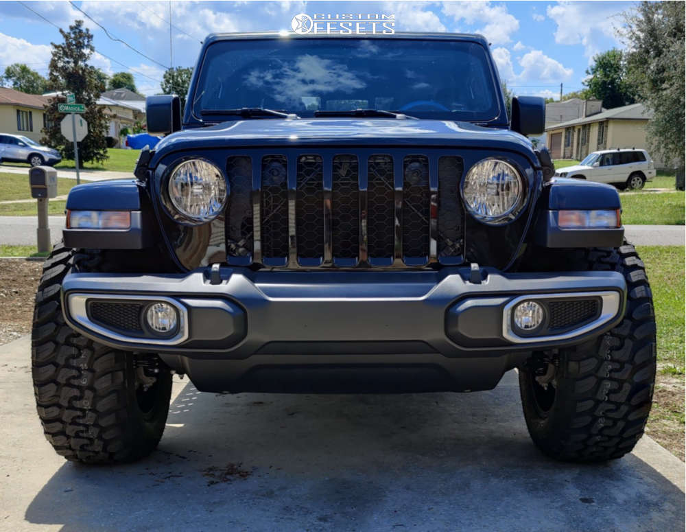 2021 Jeep Gladiator with 20x10 -32 Level 8 Slingshot and 35/12.5R20 RBP ...