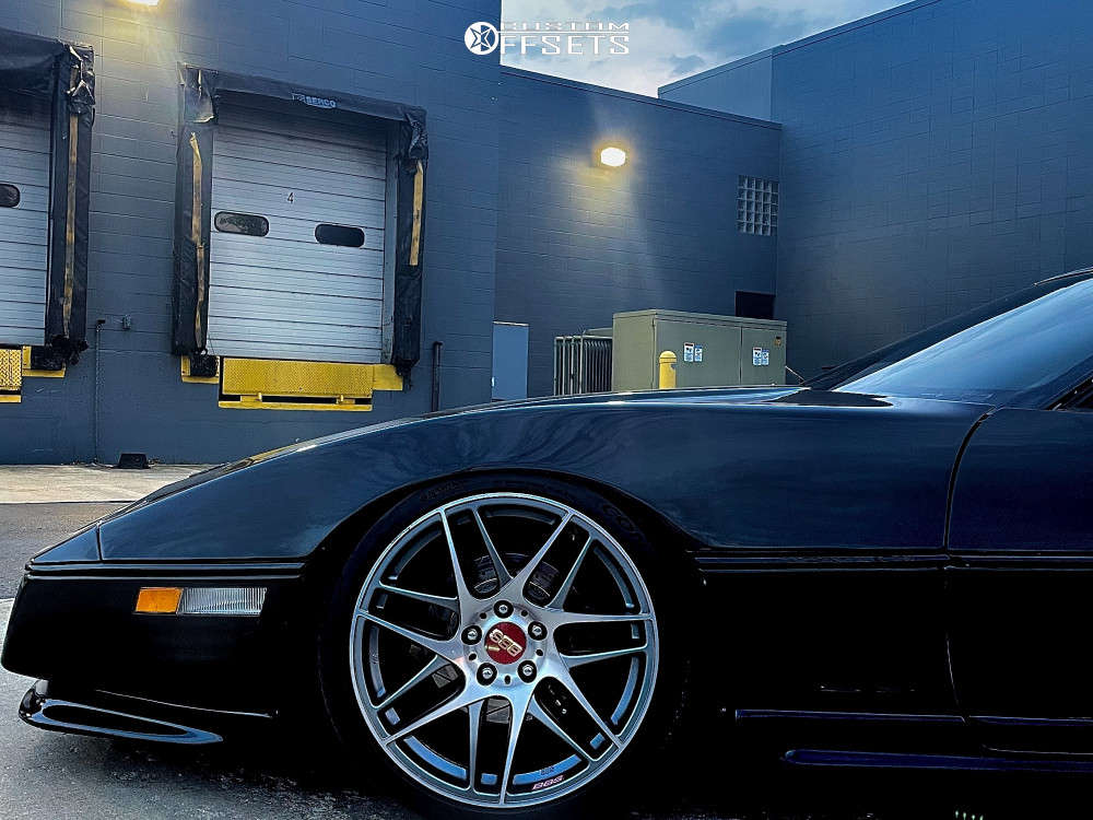 1989 Chevrolet Corvette with 19x8.25 56 BBS Cx-r and 235/35R19 ...