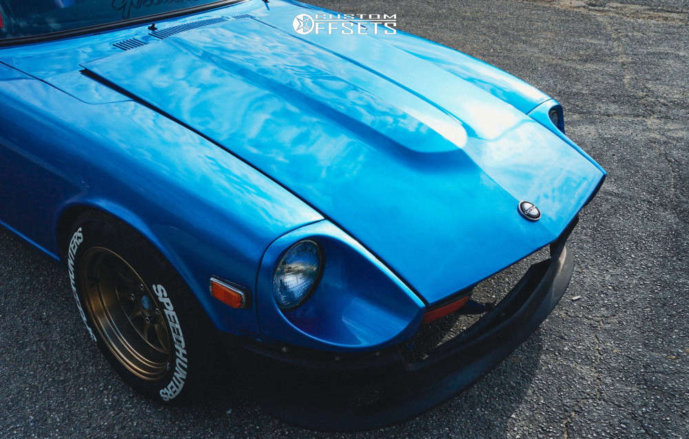 1977 Nissan 280Z with 15x8 0 MST Mt11 and 205/60R15 Kumho Solus Ta11 ...