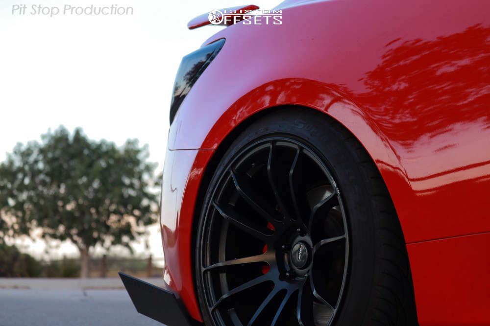 2016 Hyundai Genesis Coupe with 19x9.5 22 AVID1 AV20 and 235/35R19 ...