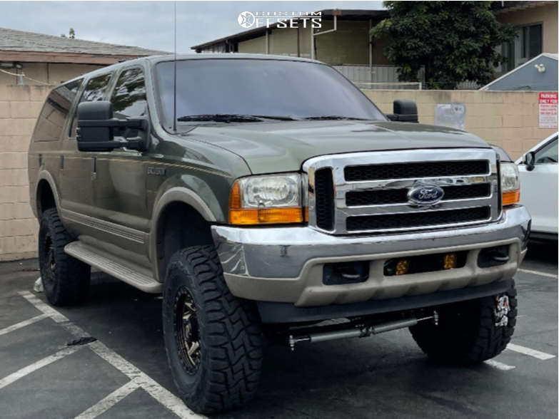2001 Ford Excursion with 18x9 12 Fuel Covert and 37/13.5R18 Toyo Tires ...