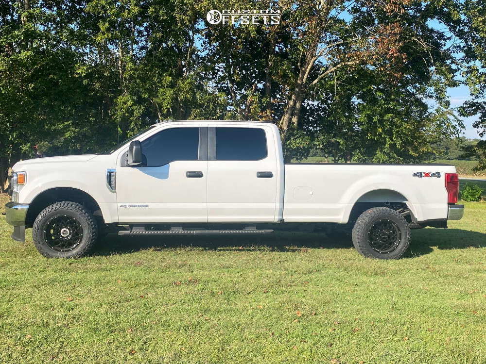 2021 Ford F-350 Super Duty with 18x9 -12 Vision Rocker and 33/12.5R18 ...