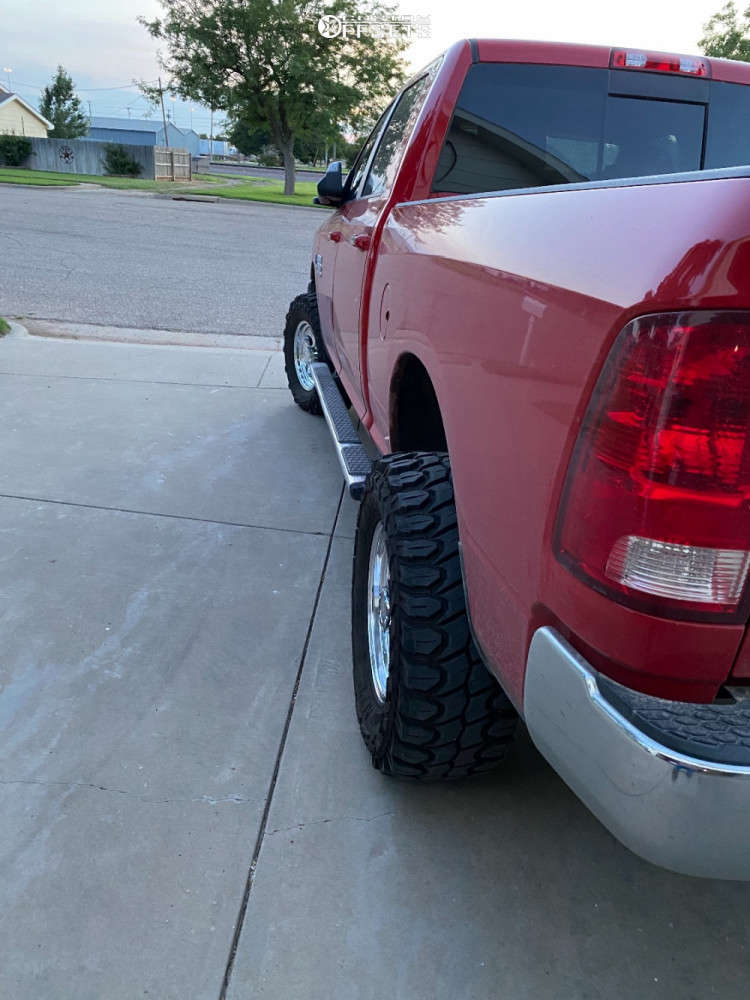 2016 Ram 2500 with 18x9 -6 Pro Comp Series 69 and 35/12.5R18 Gladiator ...