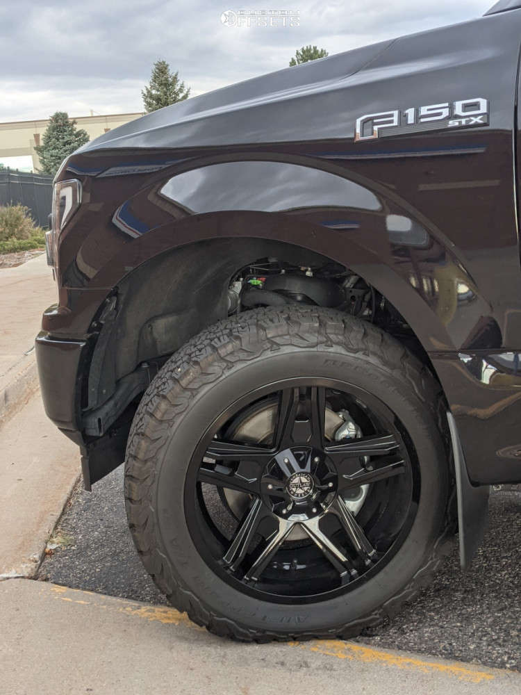 2020 Ford F-150 with 20x9 10 American Outlaw Lonestar and 32/10.5R20 ...