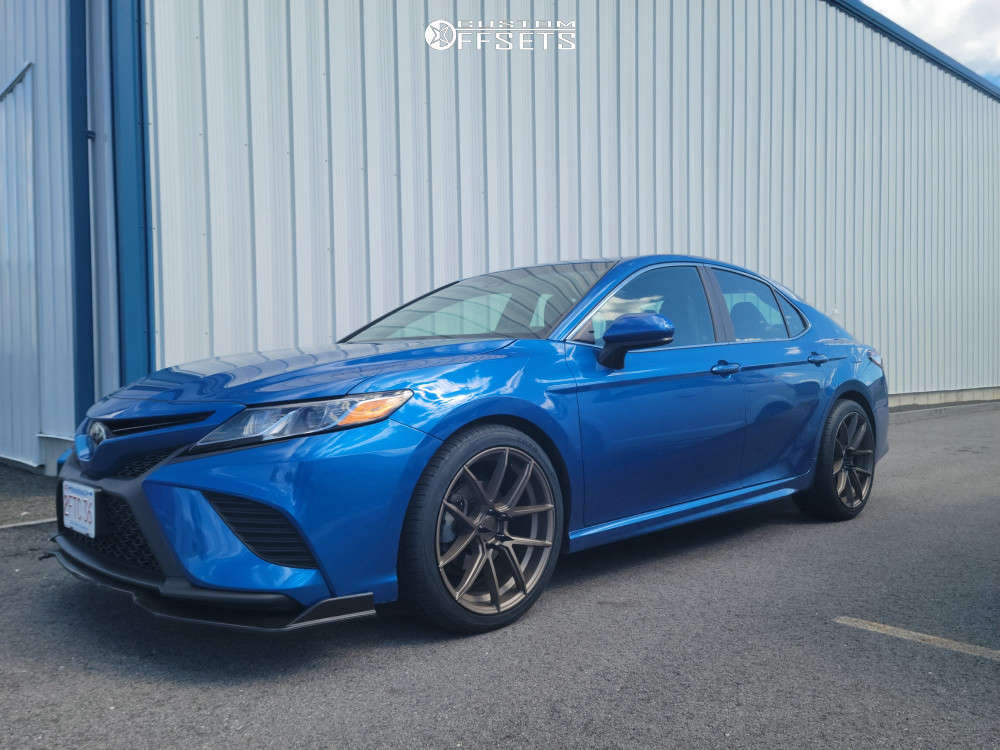 2018 Toyota Camry with 20x9.5 35 AVID1 SL02 and 245/40R20 Toyo Tires ...