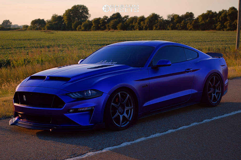 2019 Ford Mustang Wheel Offset Flush Coilovers | 1895725 | Custom Offsets