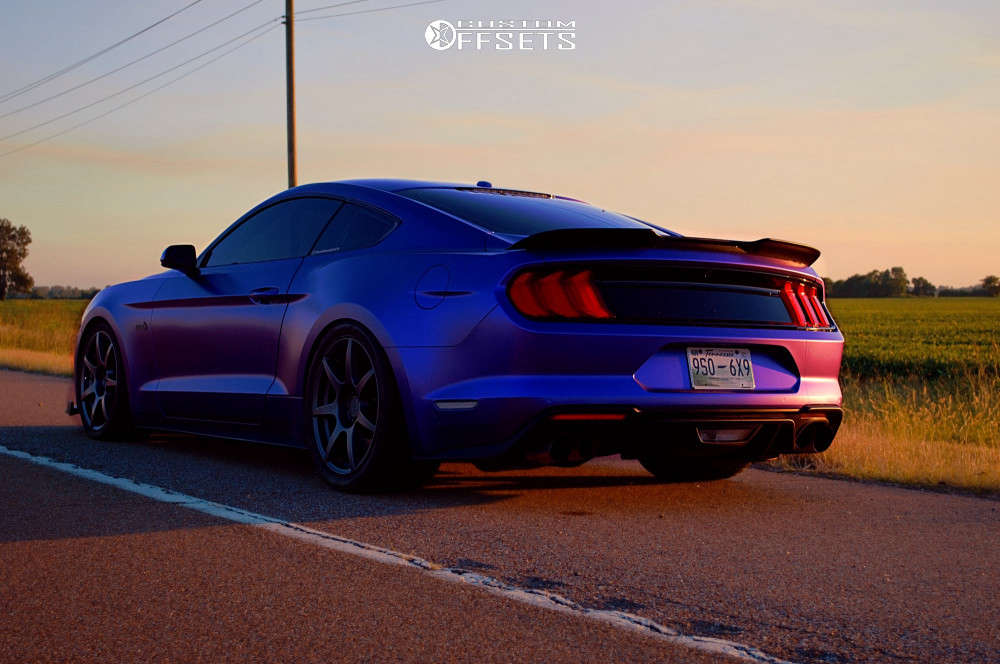2019 Ford Mustang Wheel Offset Flush Coilovers | 1895725 | Custom Offsets