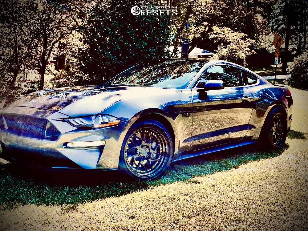 2020 Ford Mustang with 19x9.5 15 Aodhan Ds01 and 255/40R19 Michelin ...
