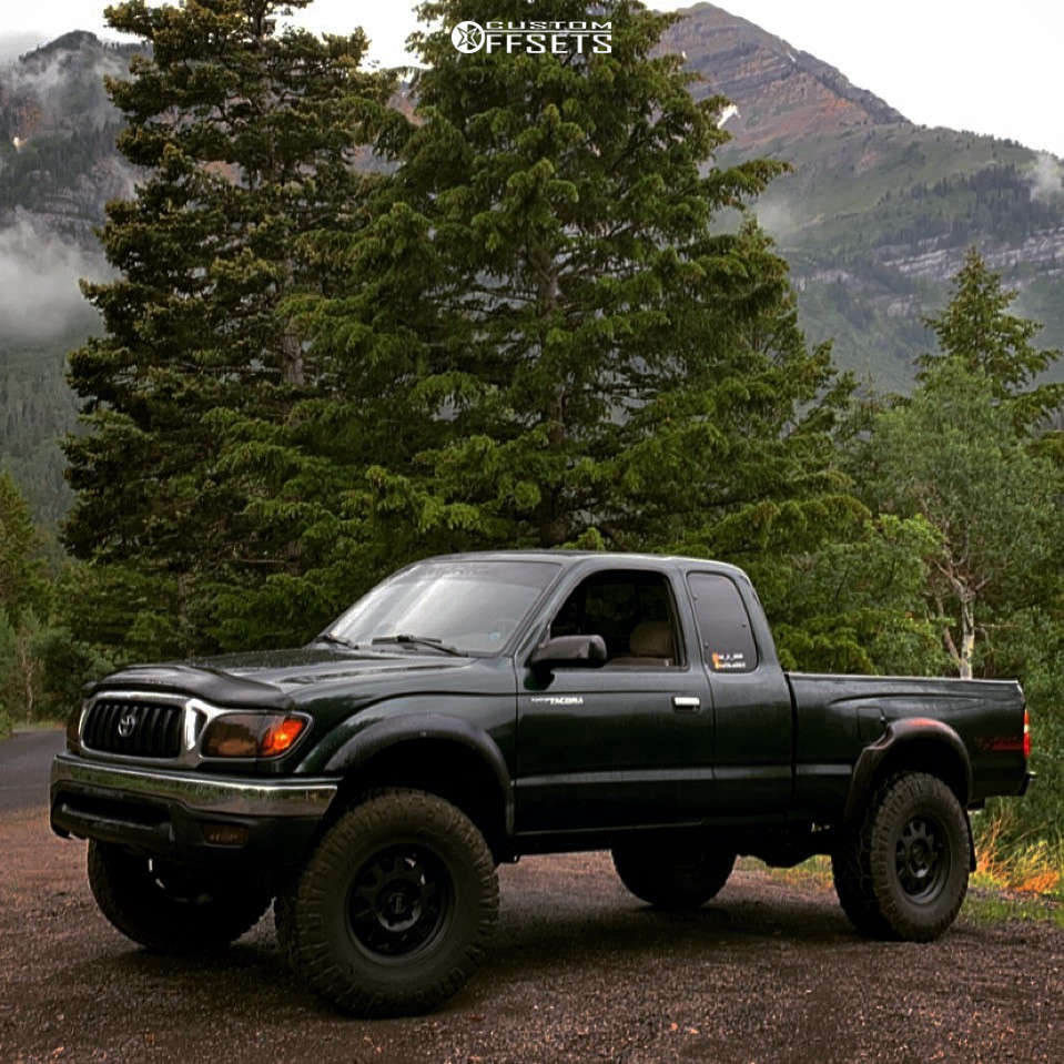 2001 Toyota Tacoma with 16x8 -33 Black Rhino Stadium and 33/12.5R16 ...