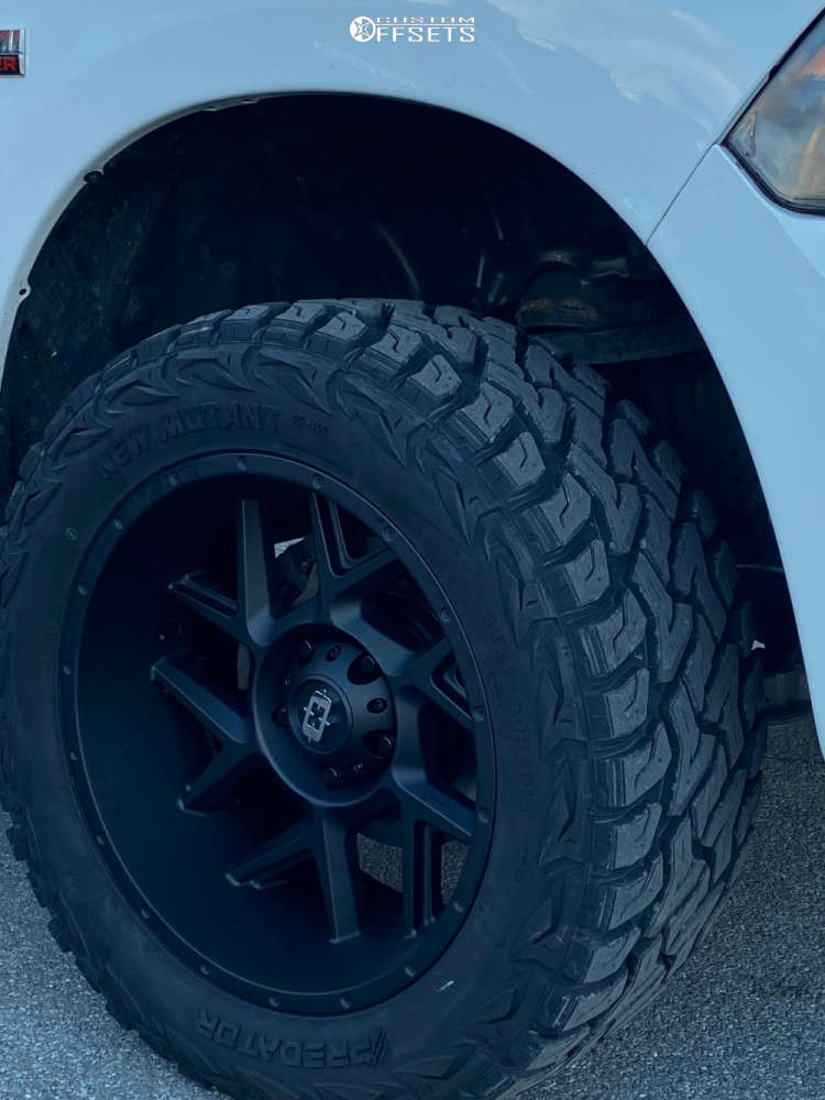 2019 Ram 1500 Classic with 20x10 -25 Vision Sliver and 33/12.5R20 ...