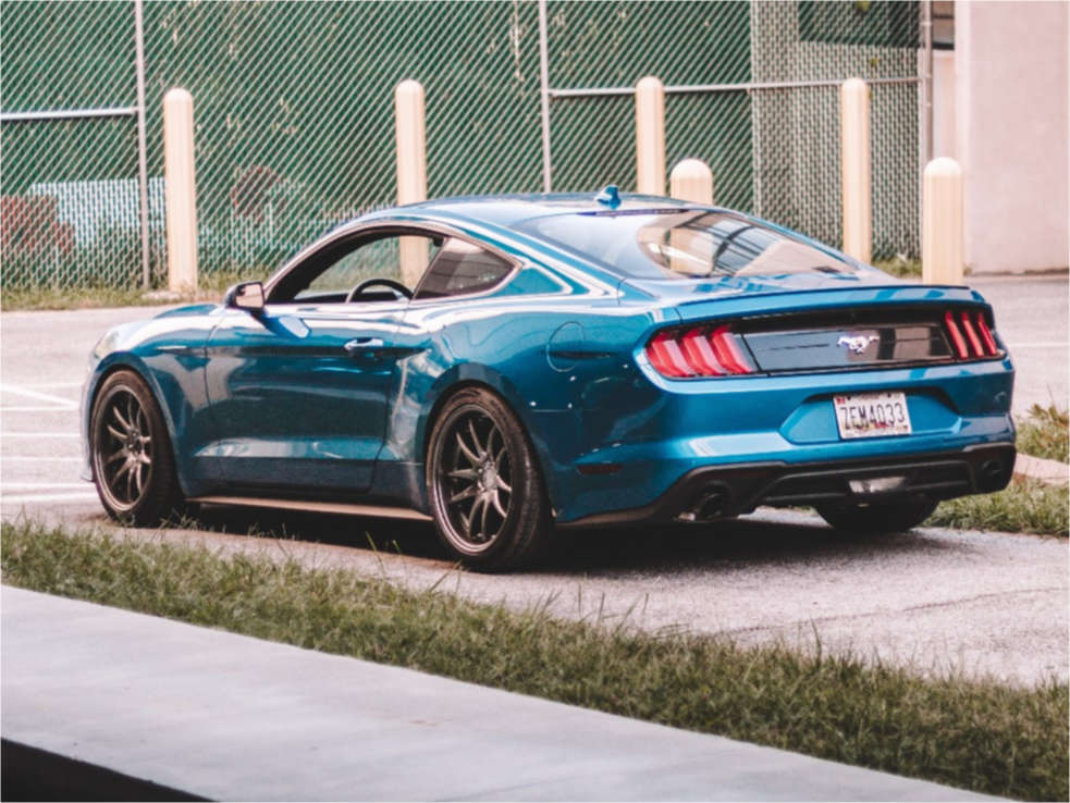 2020 Ford Mustang with 19x9.5 22 Aodhan Ds02 and 255/40R19 General G ...