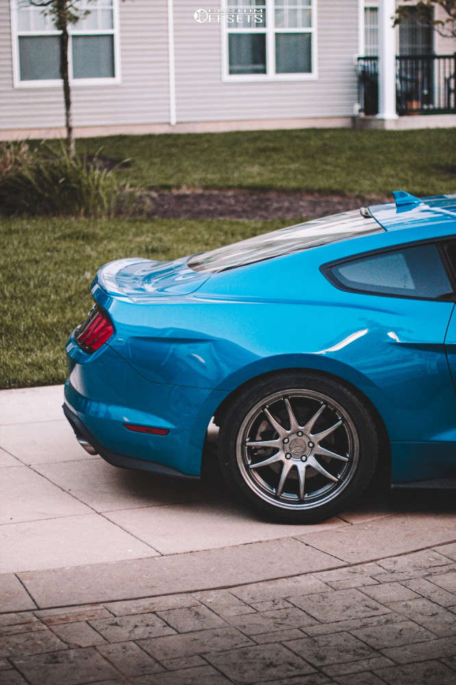 2020 Ford Mustang with 19x9.5 22 Aodhan Ds02 and 255/40R19 General G ...