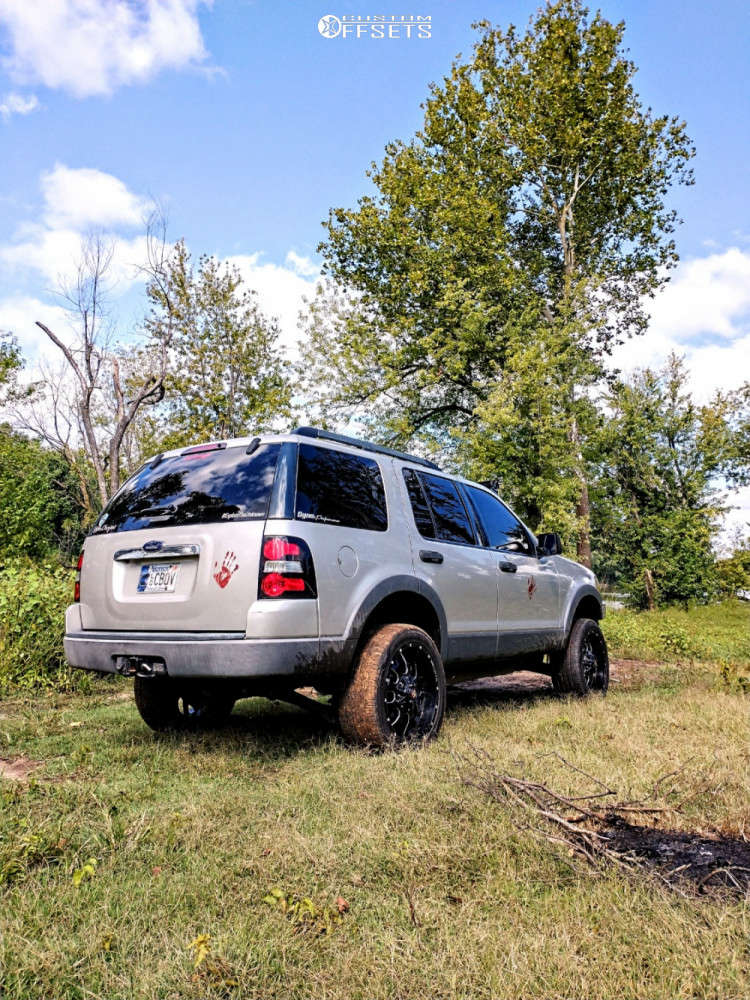 2006 Ford Explorer with 20x9 Ballistic Tank and 27/45R20 Nexen Roadian ...