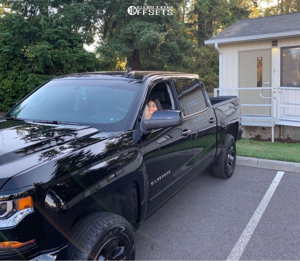 2018 Chevrolet Silverado 1500 with 18x9 -12 Fuel Beast and 295/70R18 ...