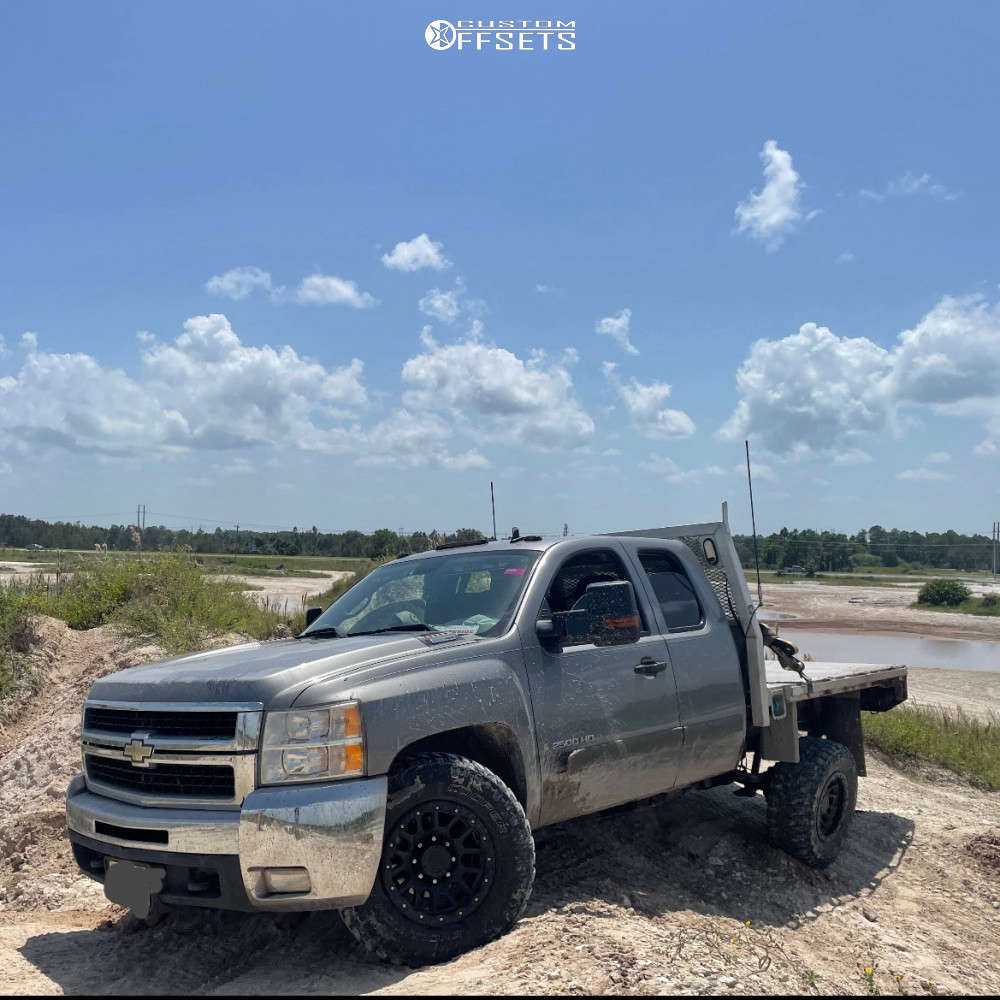 2007 Chevrolet Silverado 2500 HD with 17x9 -12 Vision Nemesis 111 and ...