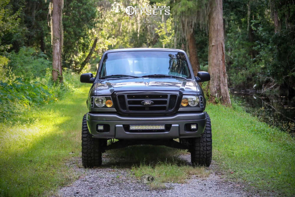 2004 Ford Ranger with 16x8 0 Vision Turbine and 31/10.5R16 Federal ...