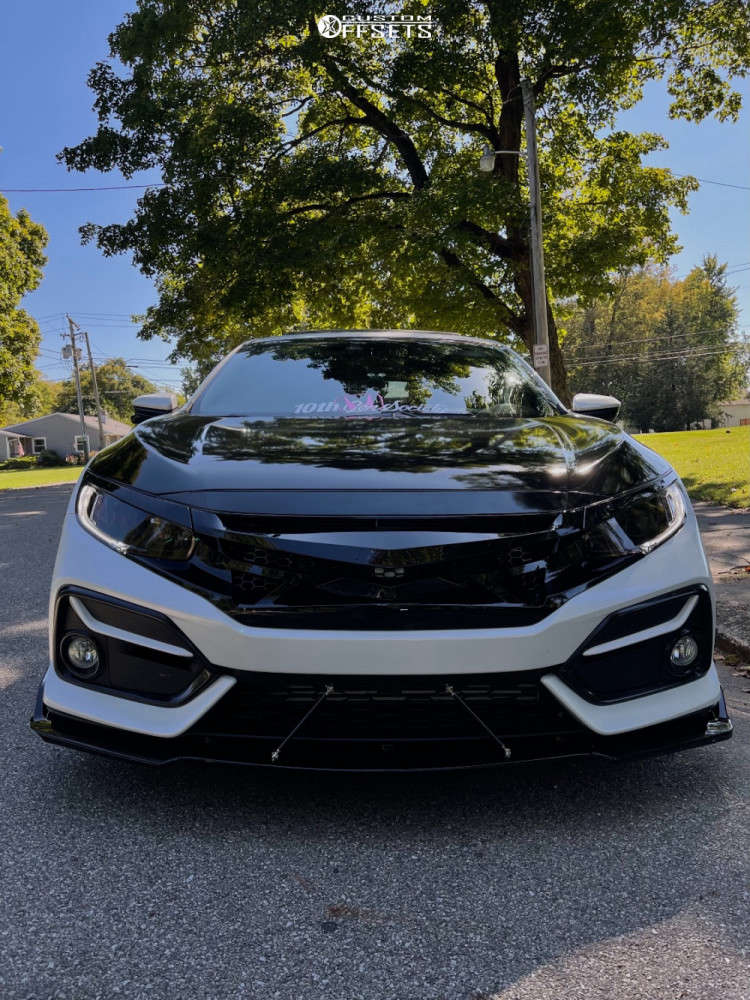 2021 Honda Civic with 17x8 35 AVID1 SL02 and 215/40R17 Continental ...