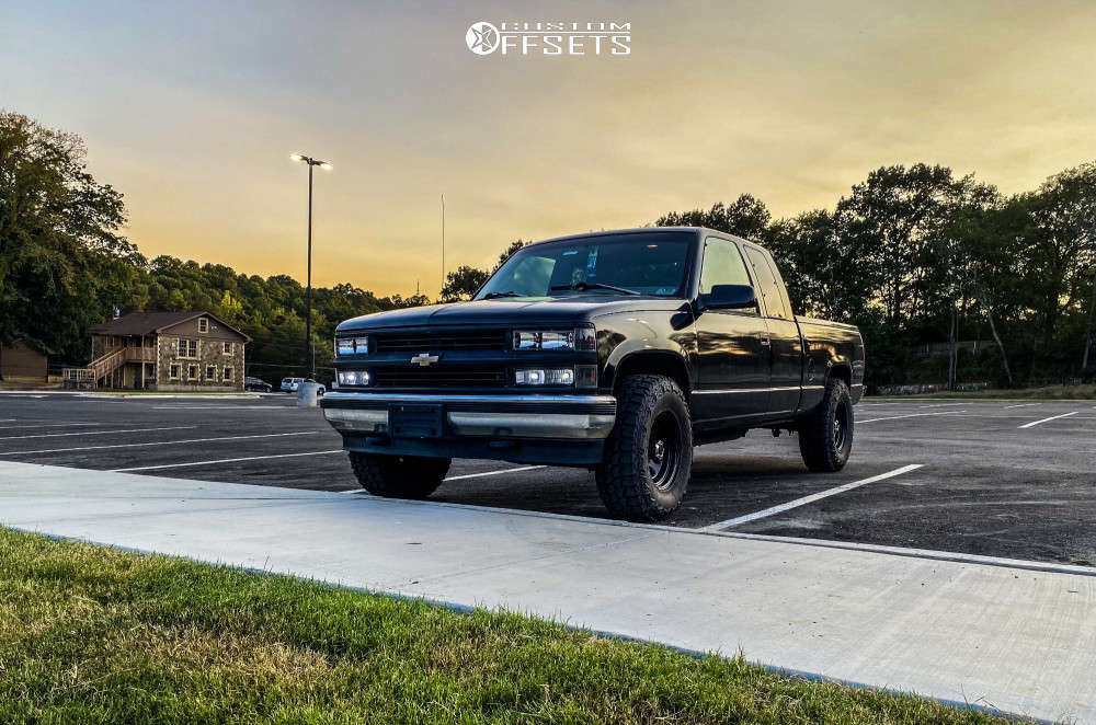 1995 Chevrolet K1500 with 16x8 -12 Vision Soft 8 and 33/11.5R16 ...