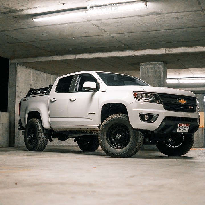 2020 Chevrolet Colorado with 17x8.5 0 Anthem Off-Road Viper and 35/11 ...
