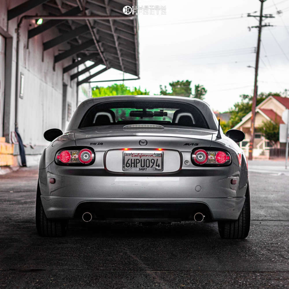 2008 Mazda MX-5 Miata with 18x8.5 45 Rotiform Rse and 235/45R18 ...