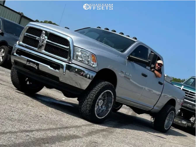 2017 Ram 2500 with 22x12 -44 TIS 544C and 35/12.5R22 Nitto Ridge ...