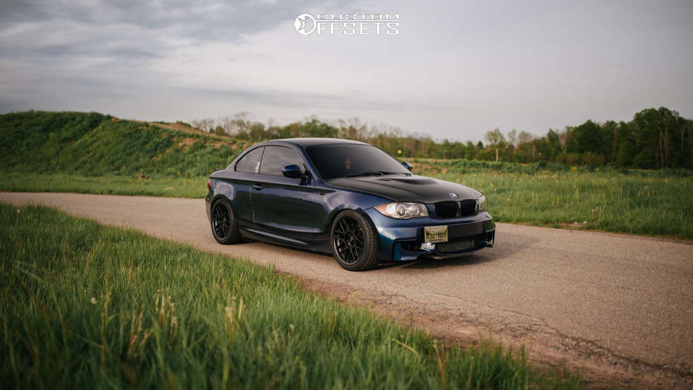 2010 BMW 135i with 18x8.5 45 Apex Arc-8 and 235/40R18 General G-max As ...