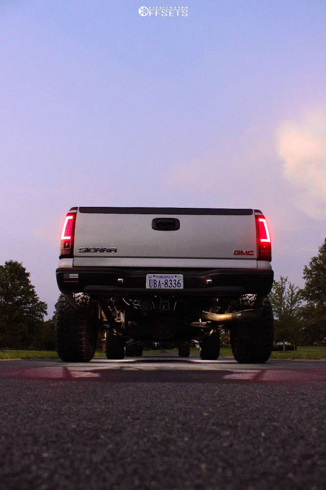 2006 GMC Sierra 1500 with 20x12 -51 Vision Rocker 412 and 33/12.5R20 ...
