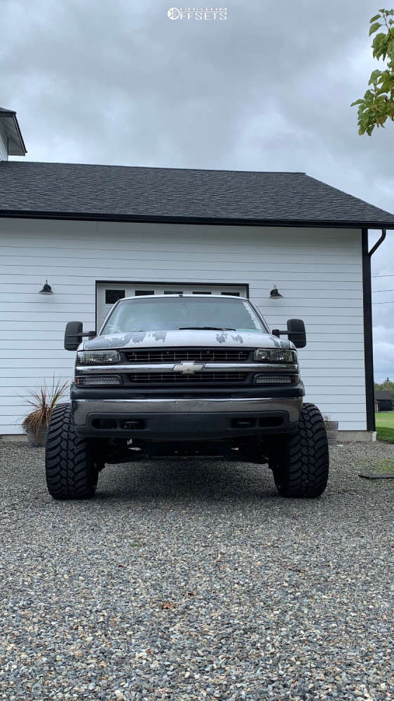 1999 Chevrolet Silverado 1500 with 24x14 -76 RBP Atomic and 33/13.5R24 ...