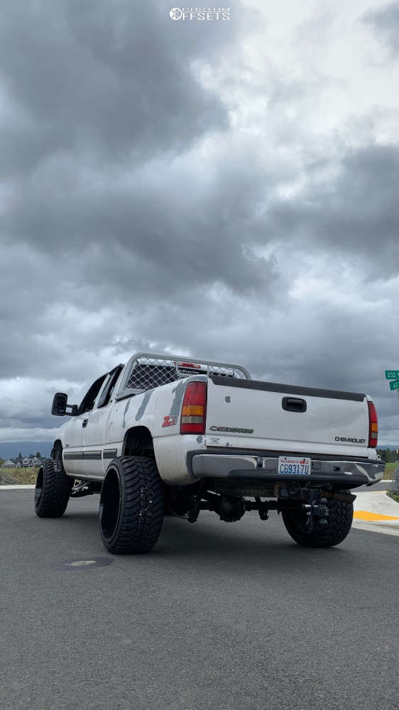1999 Chevrolet Silverado 1500 with 24x14 -76 RBP Atomic and 33/13.5R24 ...