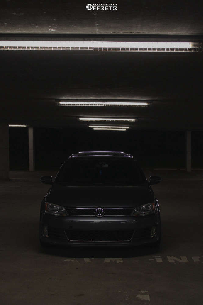 2012 Volkswagen Jetta with 18x8.5 45 Rotiform Flg and 225/40R18 ...