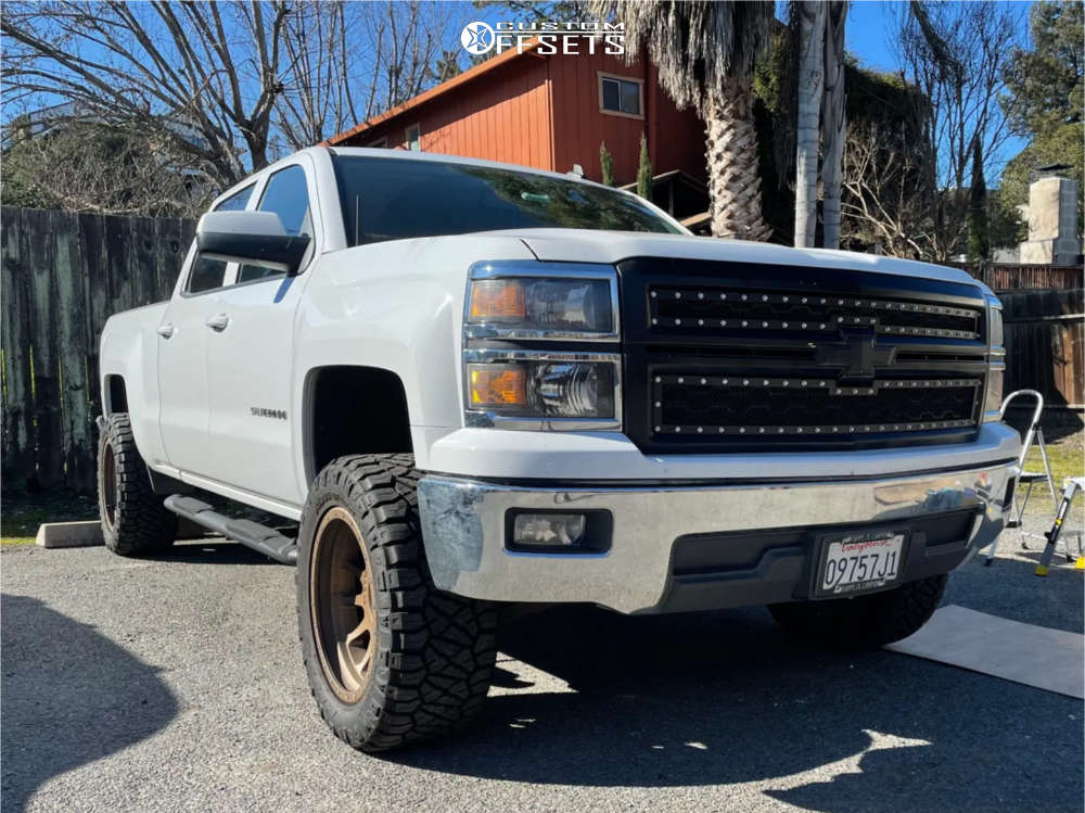 2014 Chevrolet Silverado 1500 with 20x10 -24 Method Nv and 33/12.5R20 ...