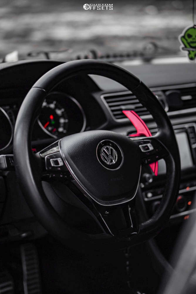 2017 Volkswagen Passat with 19x8.5 35 Rotiform Forged Cvt and 205/35R19 ...