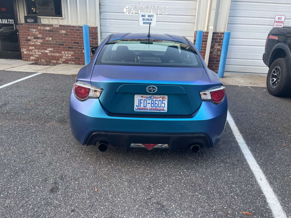 2013 Scion FR-S Wheel Offset Nearly Flush Coilovers | 1915837 | Custom Offsets