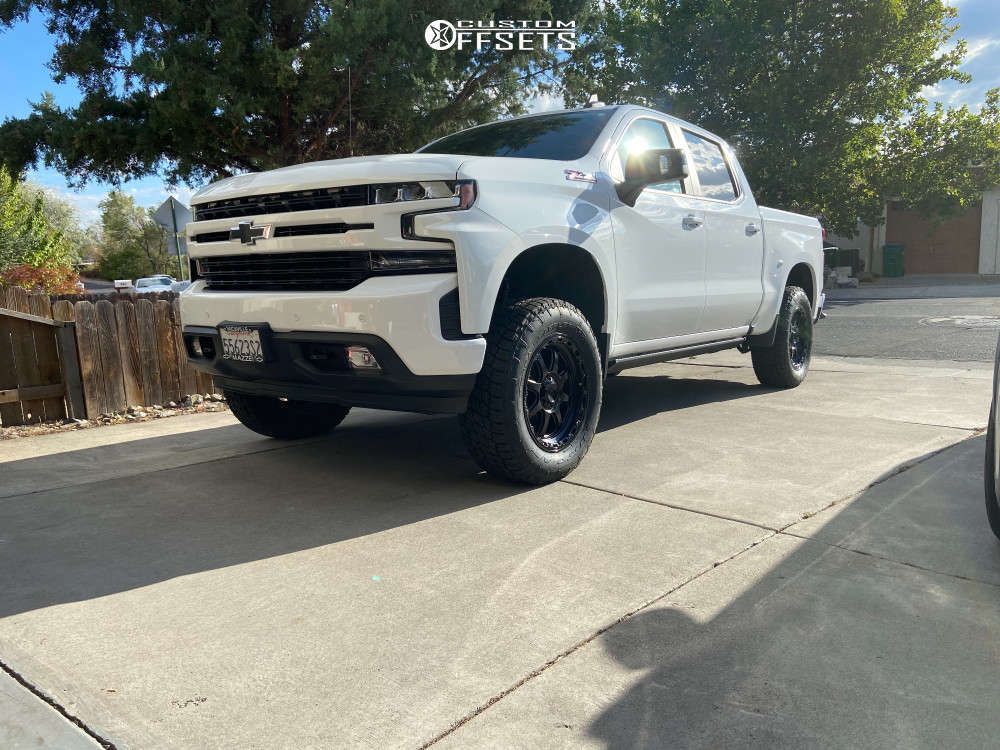 2019 Chevrolet Silverado 1500 with 20x9 18 KMC Km548 and 285/65R20 ...