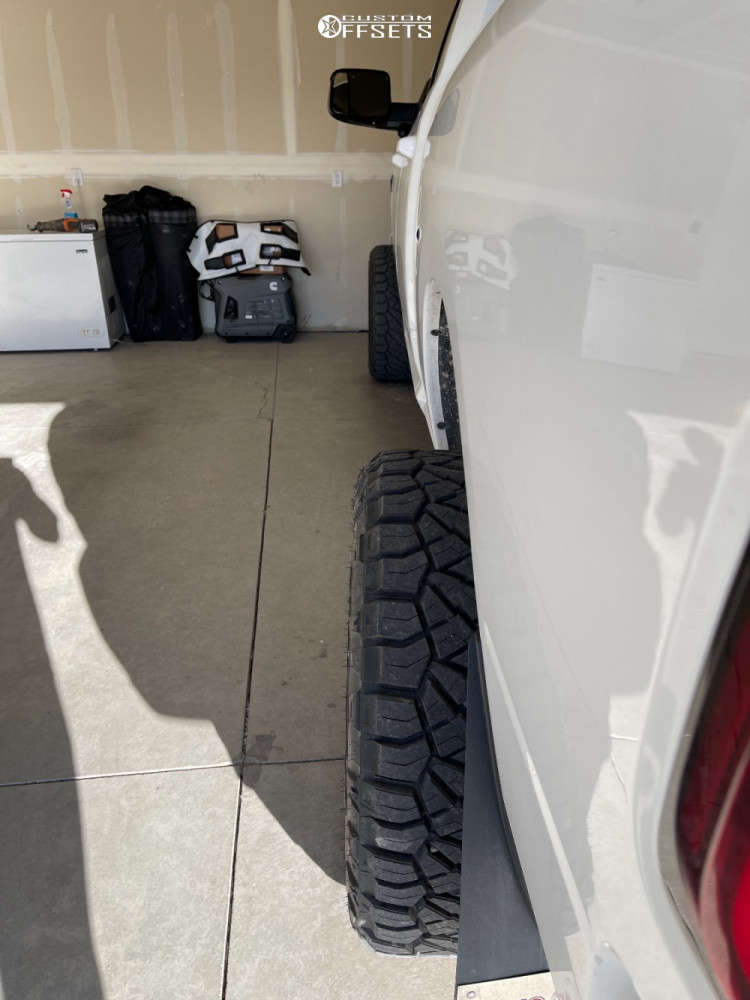 2020 Ram 2500 with 20x12 -44 Hostile Reaper and 33/12.5R20 Nitto Ridge ...