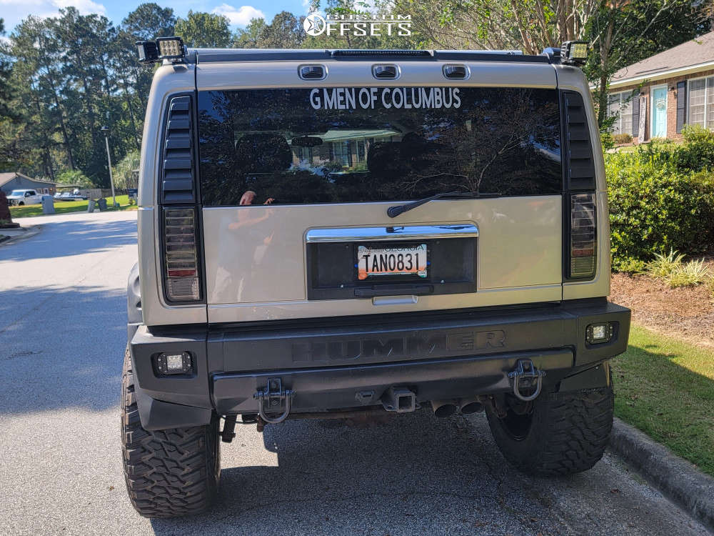 2003 Hummer H2 with 22x12 -50 Ballistic Tomahawk and 39/14.5R22 Kanati ...