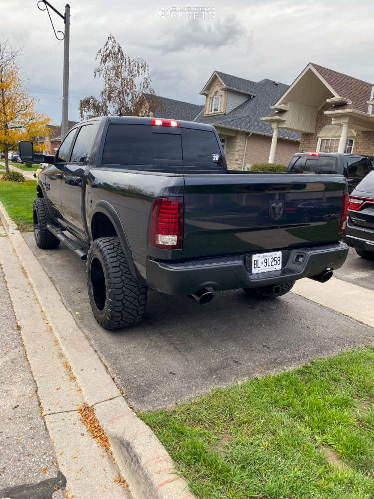 2021 Ram 1500 Classic with 20x12 -44 Fuel Sledge D595 and 35/13.5R20 ...