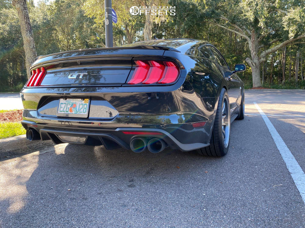 2020 Ford Mustang with 19x9.5 22 Aodhan Ds02 and 275/40R19 Laufenn S ...