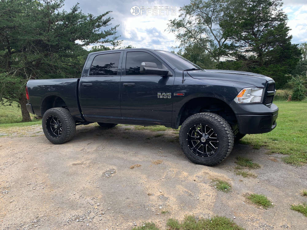 2014 Ram 1500 with 22x12 -44 Scorpion Sc18 and 35/12.5R22 Goodyear All ...