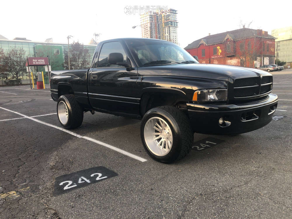 2001 Dodge Ram 1500 with 20x12 -44 V-Rock Anvil and 305/50R20 Nitto ...