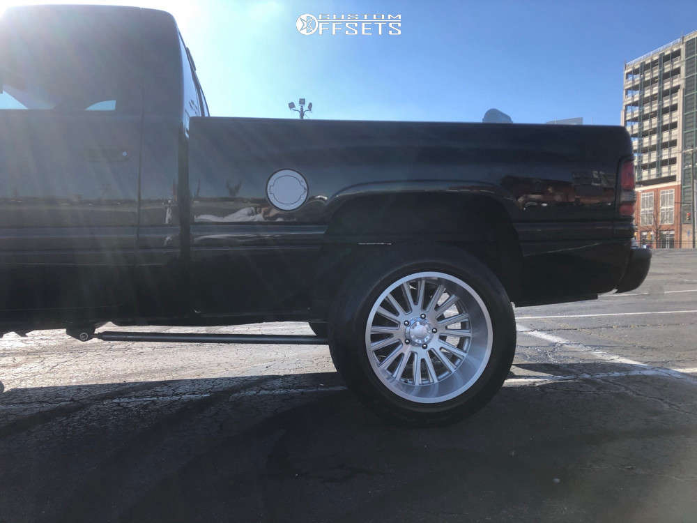 2001 Dodge Ram 1500 with 20x12 -44 V-Rock Anvil and 305/50R20 Nitto ...