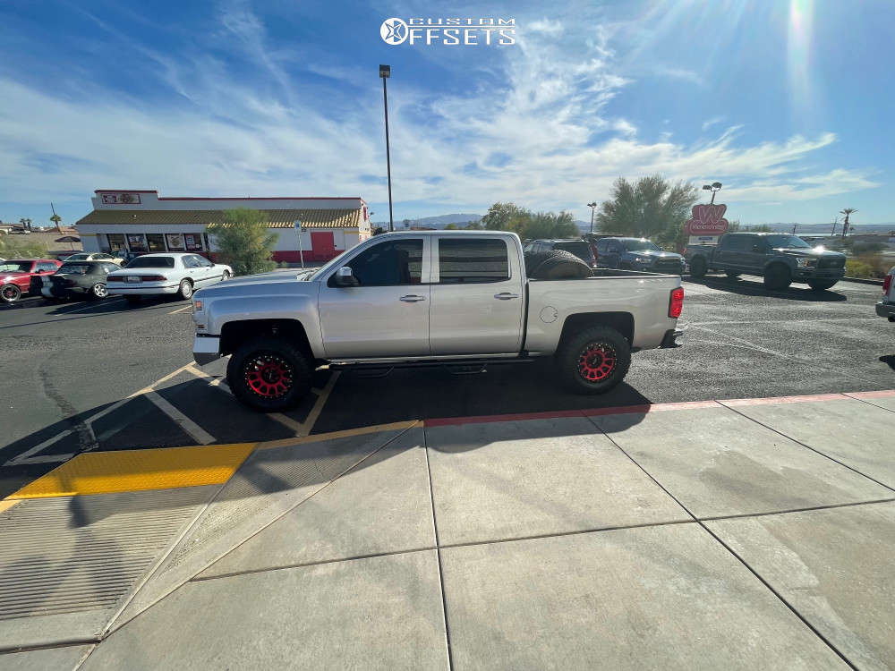 2018 Chevrolet Silverado 1500 with 18x9 -12 Method Mr305 and 295/75R18 ...