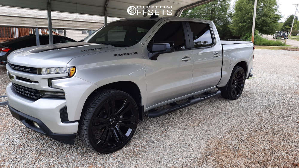 2020 Chevrolet Silverado 1500 with 26x10 31 Replica Rt4 and 305/30R26 ...