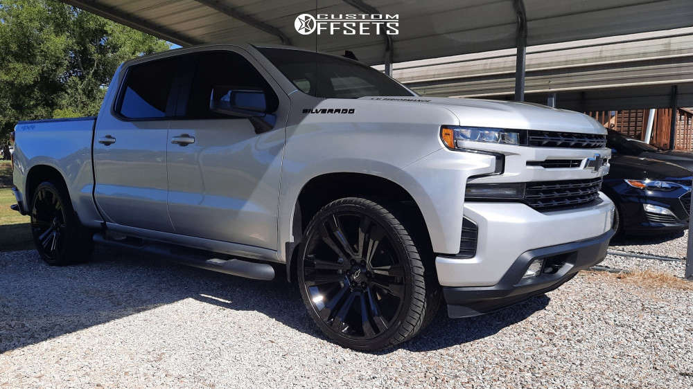 2020 Chevrolet Silverado 1500 with 26x10 31 Replica Rt4 and 305/30R26 ...
