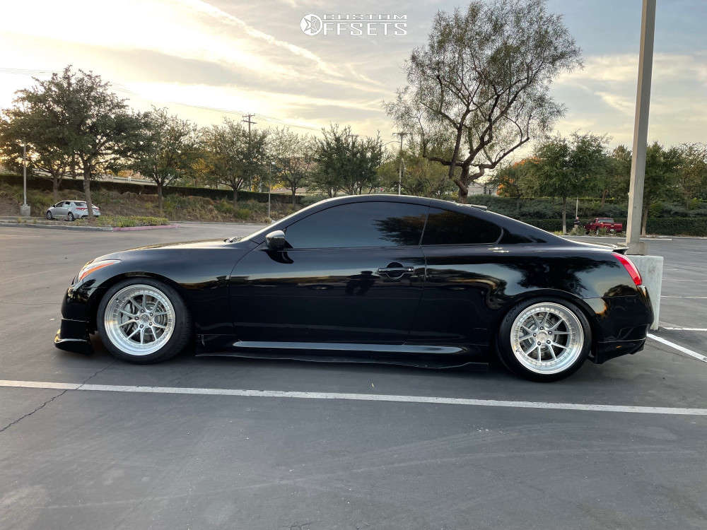 2008 INFINITI G37 with 18x10.5 22 Aodhan Ds08 and 255/40R18 Continental ...