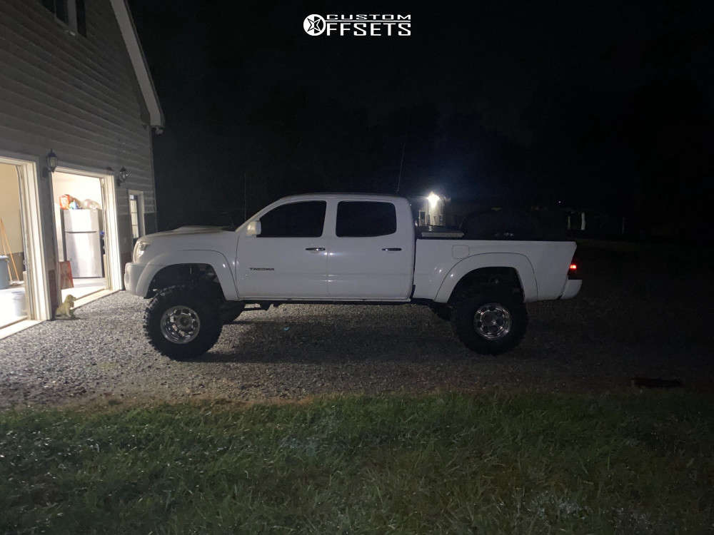 2007 Toyota Tacoma with 16x12 -50 Mickey Thompson Classic Ii and 35/12 ...